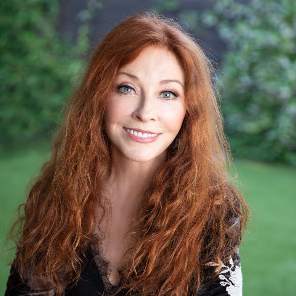 Cassandra Peterson – Midsummer Scream