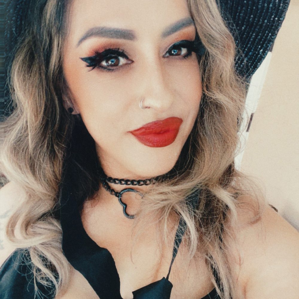 Glo Haro – Midsummer Scream